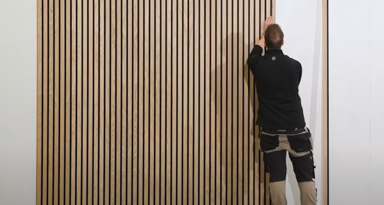 montering-af-v-gpaneler-fra-i-wood-mont-r-akustikpaneler-nemt